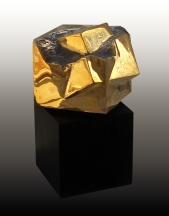 72 Names – LINDA SASKIA MENCZEL